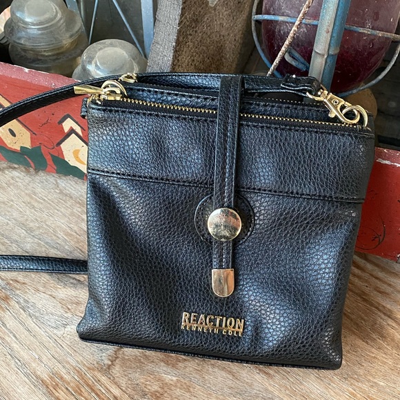 Kenneth Cole Reaction | Bags | Kenneth Cole Reaction Vegan Leather ...